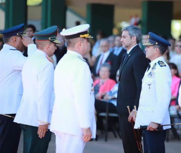 Entrega de bastón de mando al Comandante de la Armada - .::RADIO ... Entrega de bastón de mando al Comandante de la Armada - .::RADIO ...